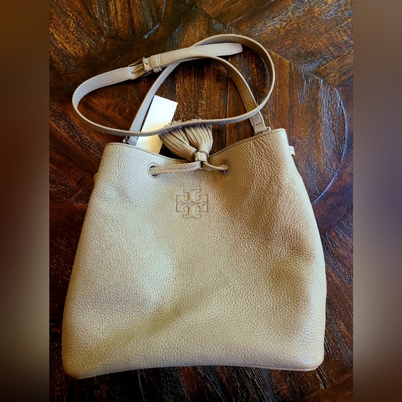 Tory Burch | Bags | Tory Burch Thea Bucket Bag | Poshmark